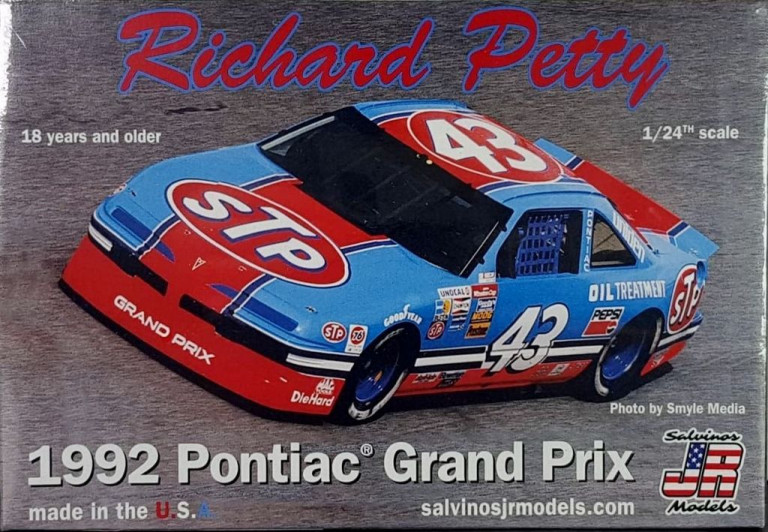 Salvinos Jr. Models Richard Petty "STP" #43 1992 Pontiac Grand Prix ...