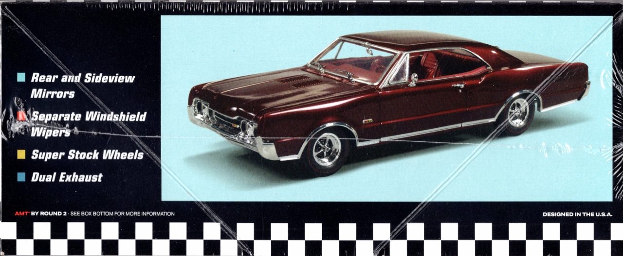 AMT (Lindberg) 1967 Olds Cutlass 442 W-30 Hardtop - Spotlight Hobbies