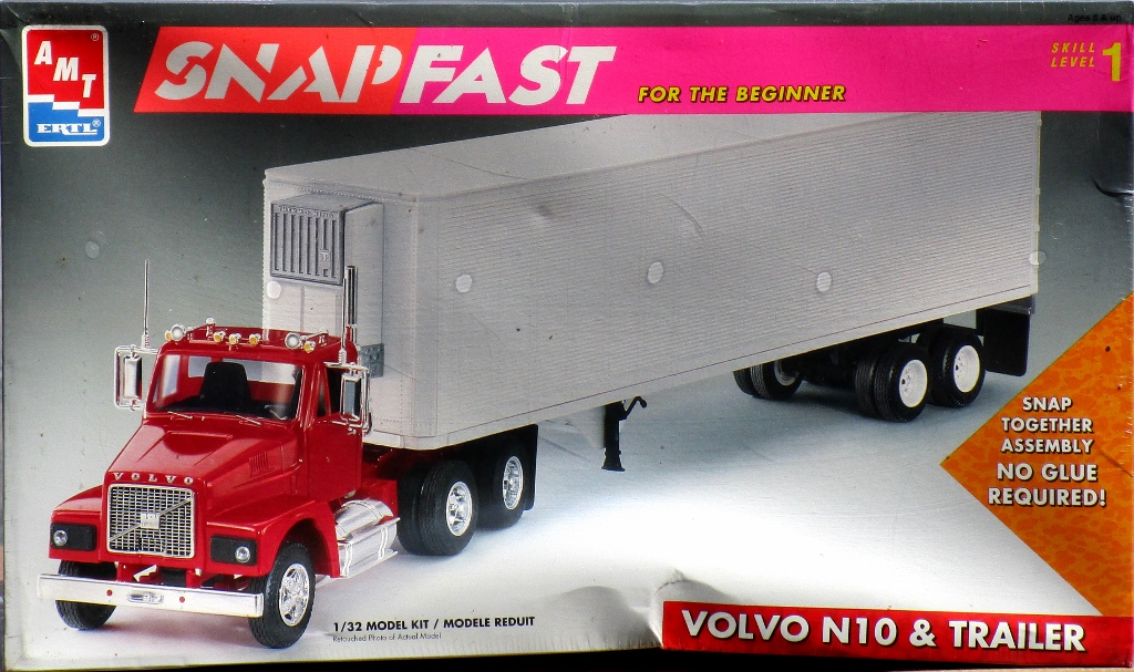 AMT Volvo N10 Semi Tractor and Trailer, 1/32 Scale SnapFast - Spotlight ...