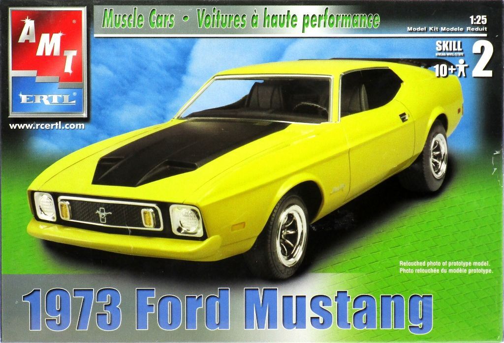 AMT 1973 Ford Mustang Fastback Road Racer - Spotlight Hobbies