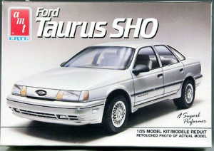 AMT 1989 Ford Taurus SHO 4-Door Sedan - Spotlight Hobbies