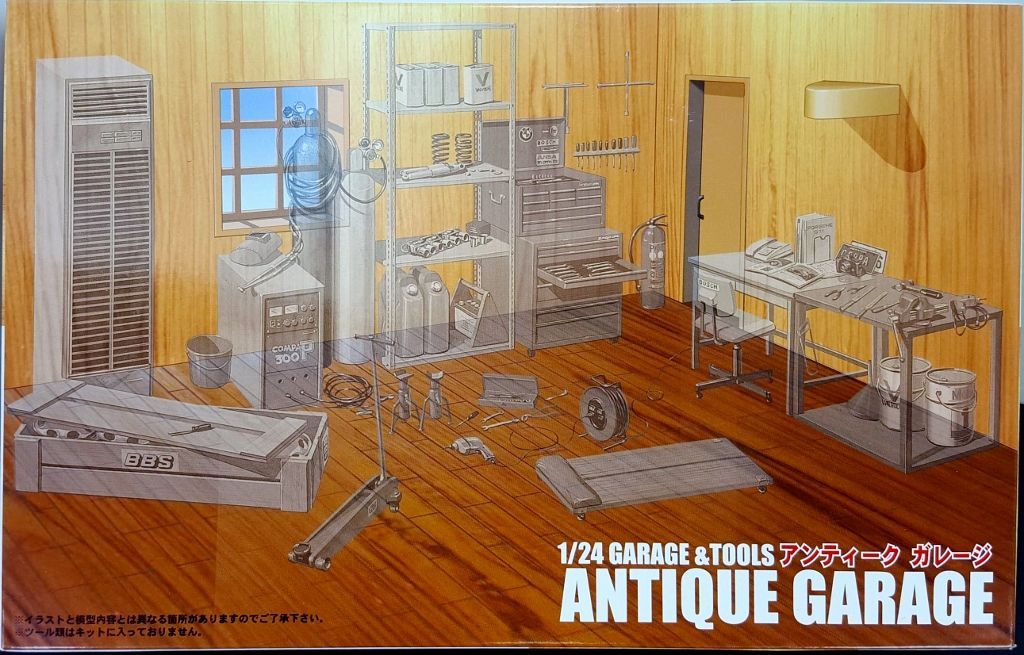 Fujimi Antique Garage - Spotlight Hobbies