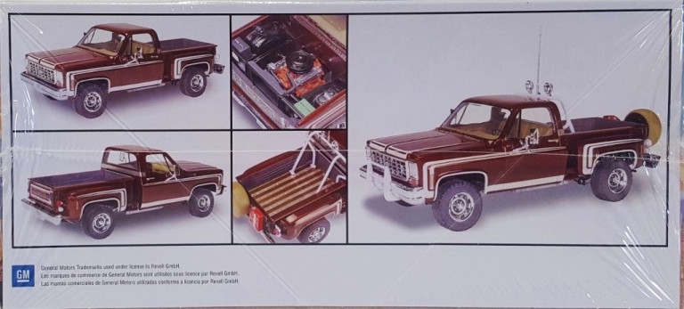 Revell/Monogram 1976 Chevy Sport Stepside Pickup 4x4 - Spotlight Hobbies