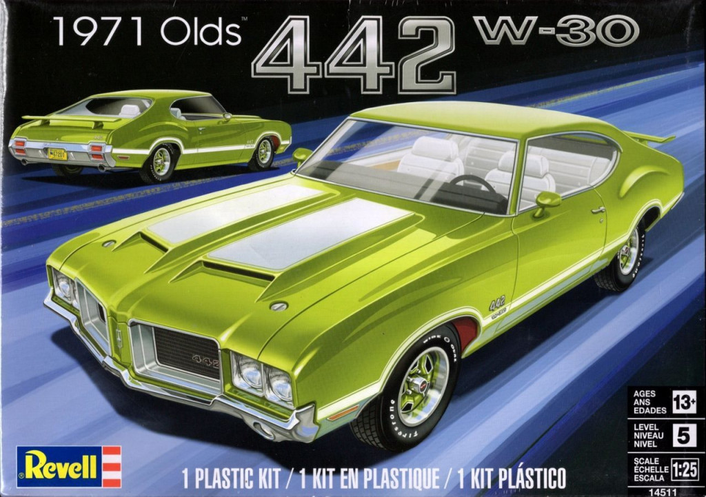 Revell 1971 Olds Cutlass 442 W-30 - Spotlight Hobbies