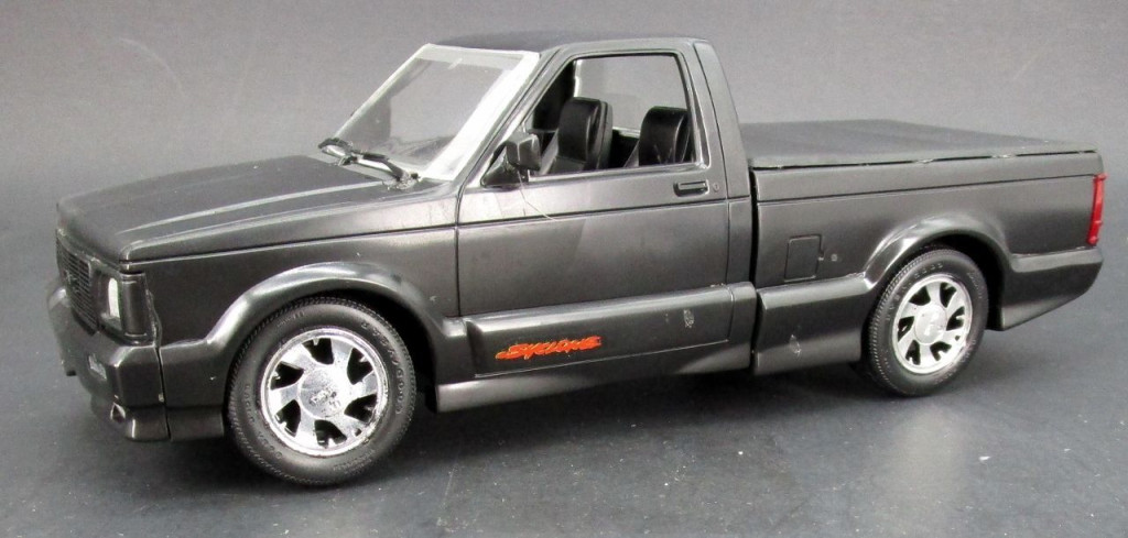 Syclone Archives - Spotlight Hobbies