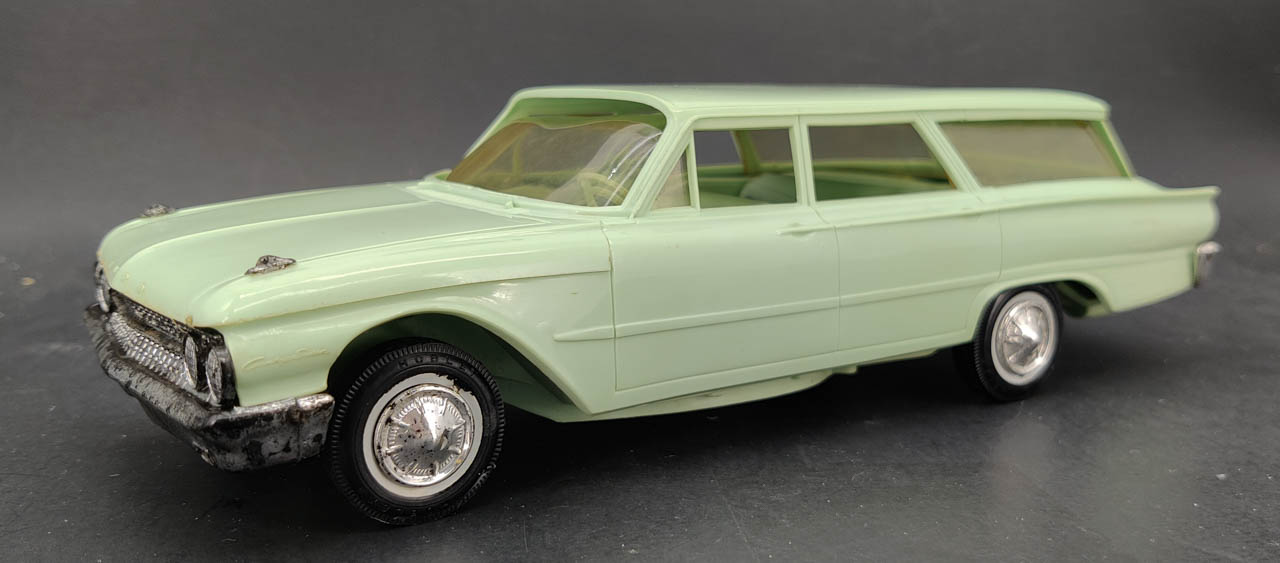 Hubley 1961 Ford Country Sedan Station Wagon Promo - Spotlight Hobbies
