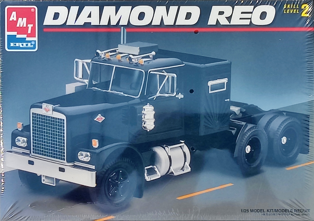 AMT Diamond Reo Semi Tractor Truck - Spotlight Hobbies