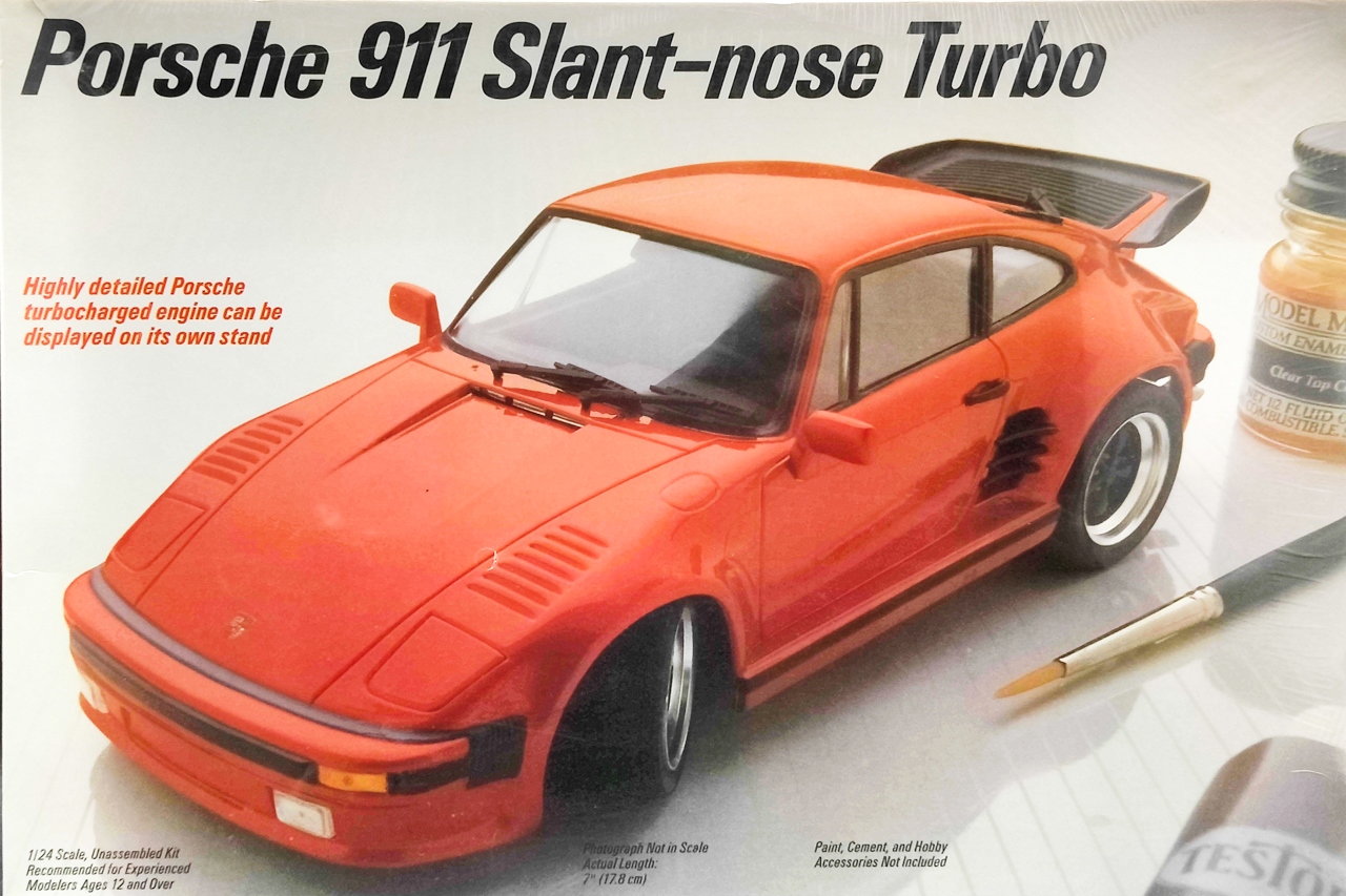 Testors/Fujimi Porsche 911 Slant Nose - Spotlight Hobbies
