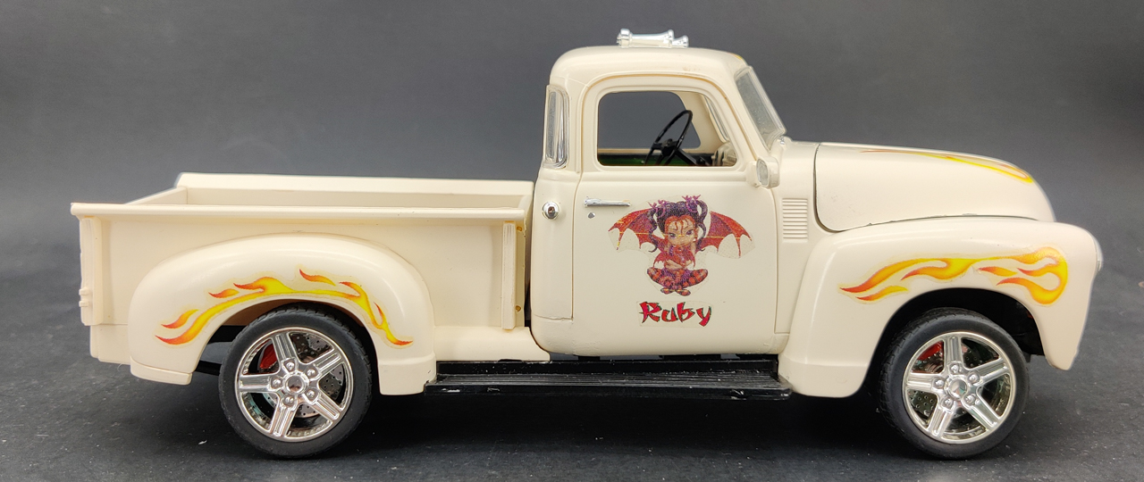 AMT 1950 Chevy Pickup Truck Custom Built Kit - Spotlight Hobbies
