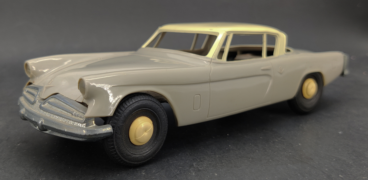 AMT 1953 Studebaker Commander Hardtop Promo - Spotlight Hobbies