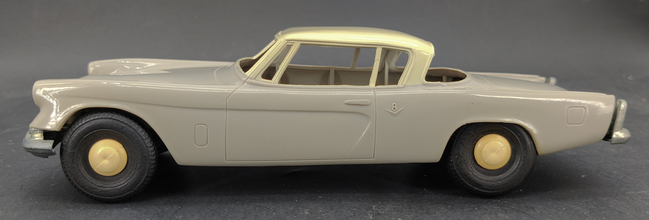 AMT 1953 Studebaker Commander Hardtop Promo - Spotlight Hobbies