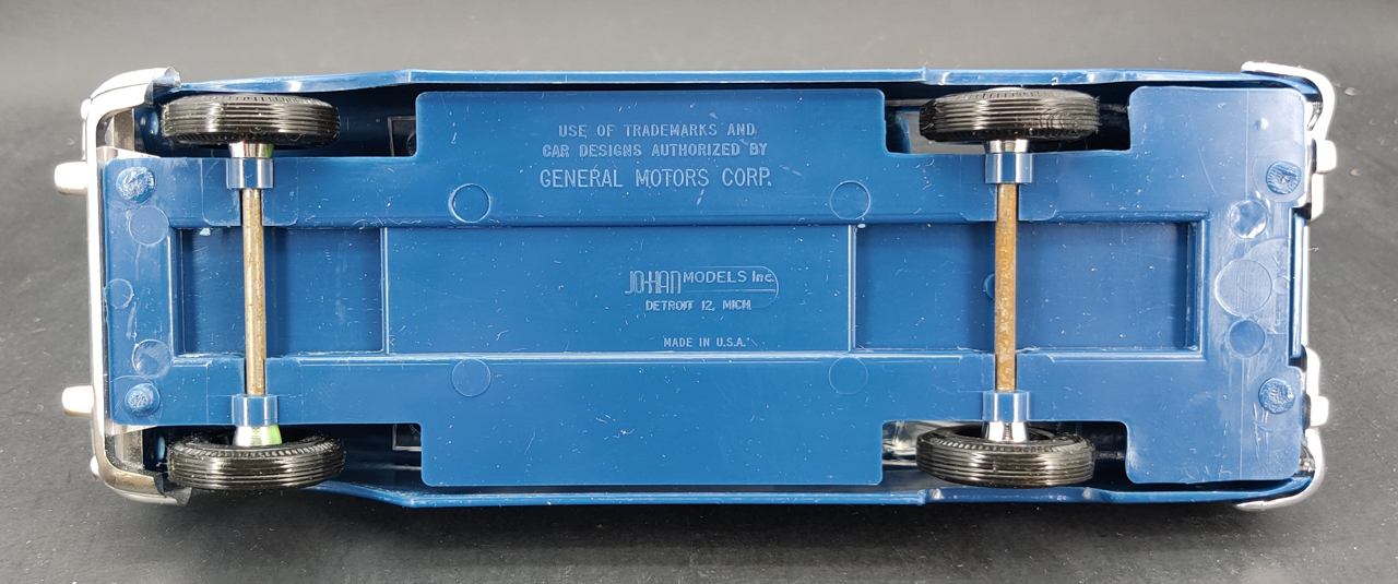 JoHan X-EL 1956 Pontiac 4-Door Hardtop Promo - Spotlight Hobbies