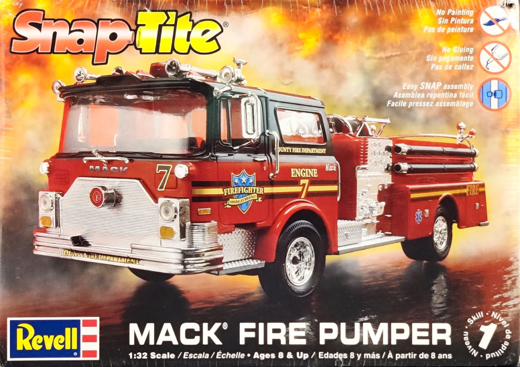 Revell (Monogram) Mack Fire Pumper Truck - 1/32 Scale - SnapTite ...