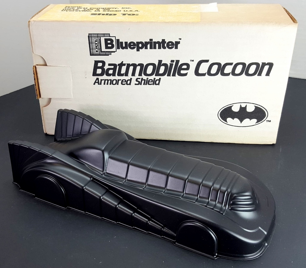 AMT Blueprinter "Batmobile Cocoon" Batman Armored Shield - Spotlight ...