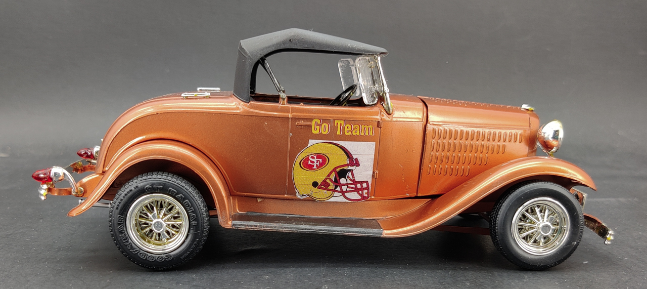 Monogram 1932 Ford Roadster Street Rod Built Kit - Spotlight Hobbies