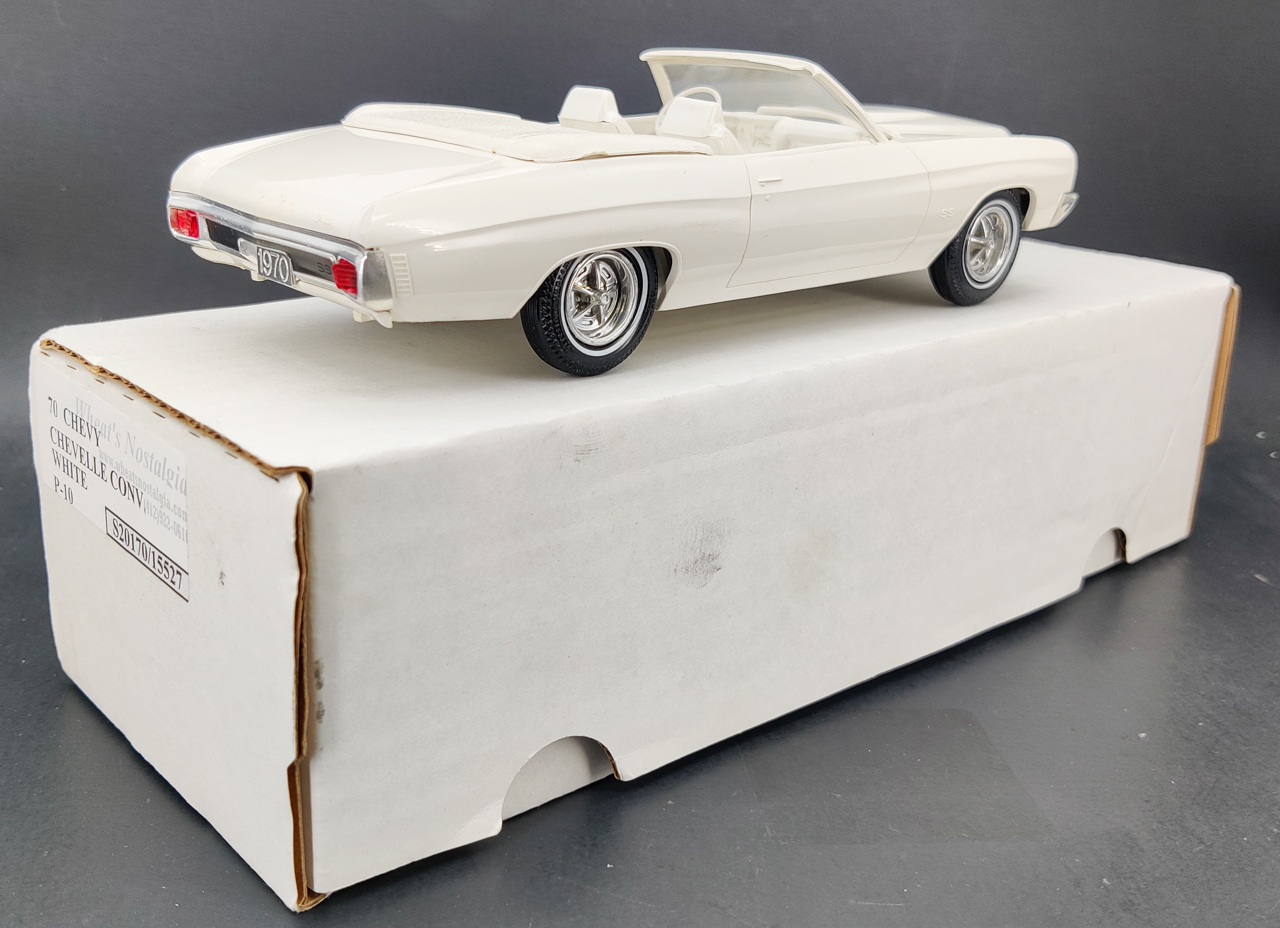 AMT 1970 Chevy Chevelle SS 454 Convertible Promo - Spotlight Hobbies