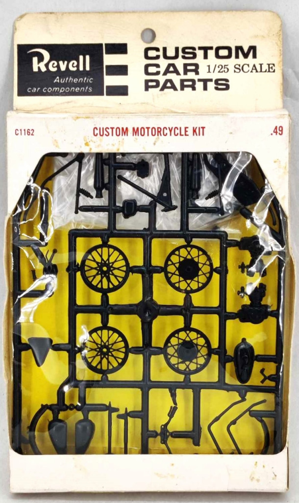 Revell "Triumph Custom Motorcycle" Parts Pack - Spotlight Hobbies