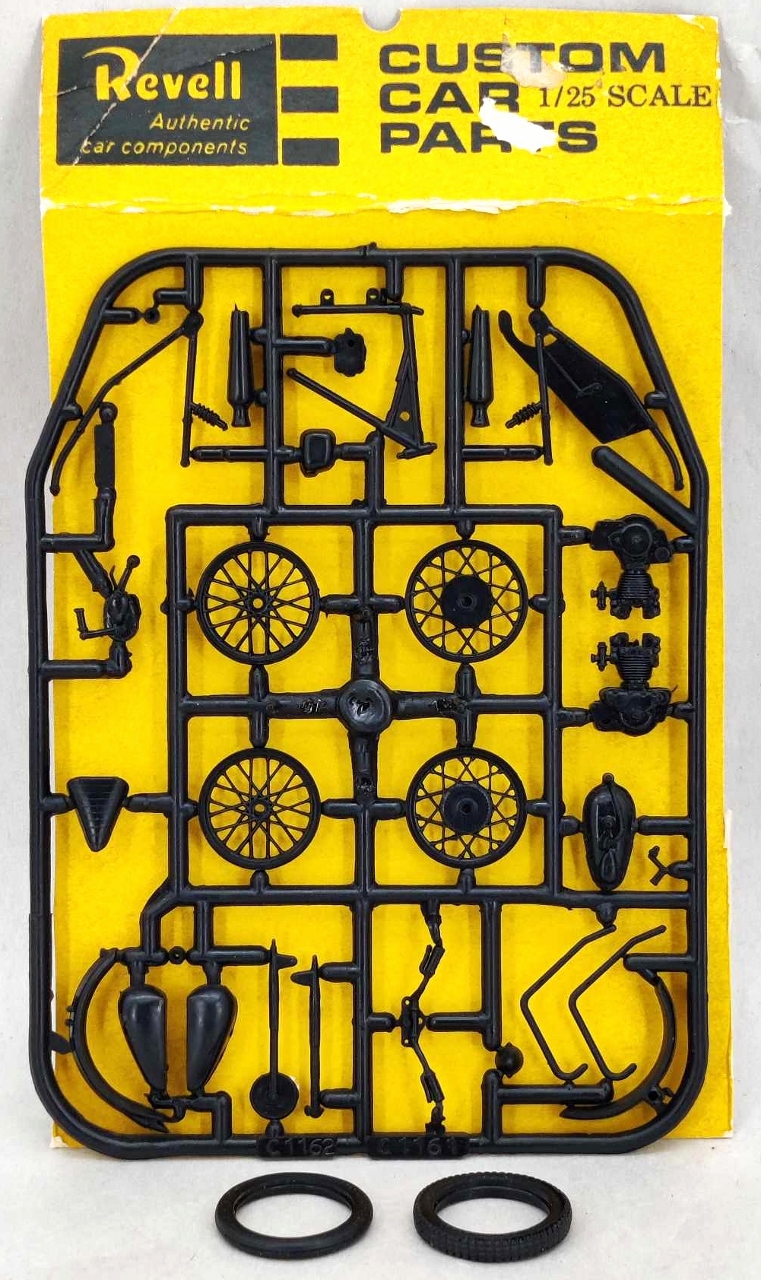 Revell "Triumph Custom Motorcycle" Parts Pack - Spotlight Hobbies