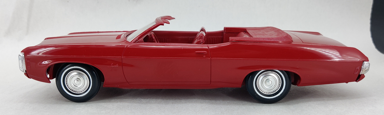 AMT 1969 Chevy Impala SS Convertible Promo - Spotlight Hobbies