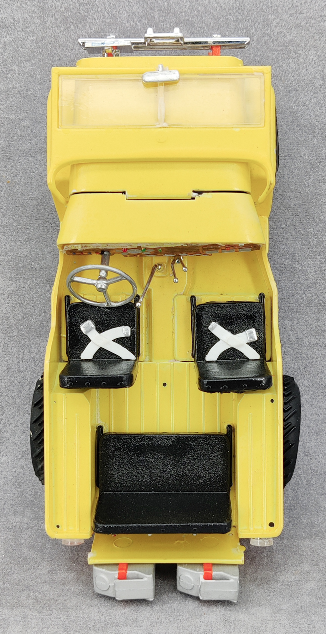 MPC Flat Fender Jeep Built Kit - Spotlight Hobbies