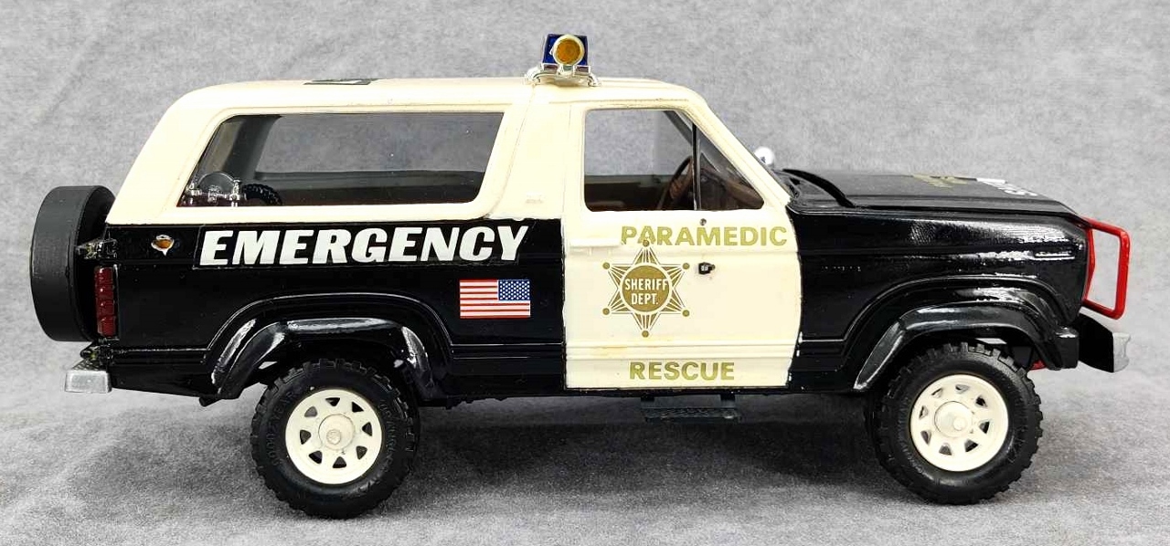 Revell 1980 Ford Bronco Built Kit - Spotlight Hobbies