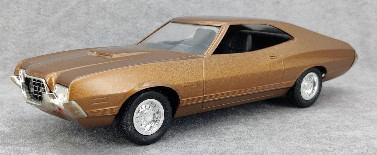 Jo-Han 1972 Ford Gran Torino Sport Built Kit - Spotlight Hobbies