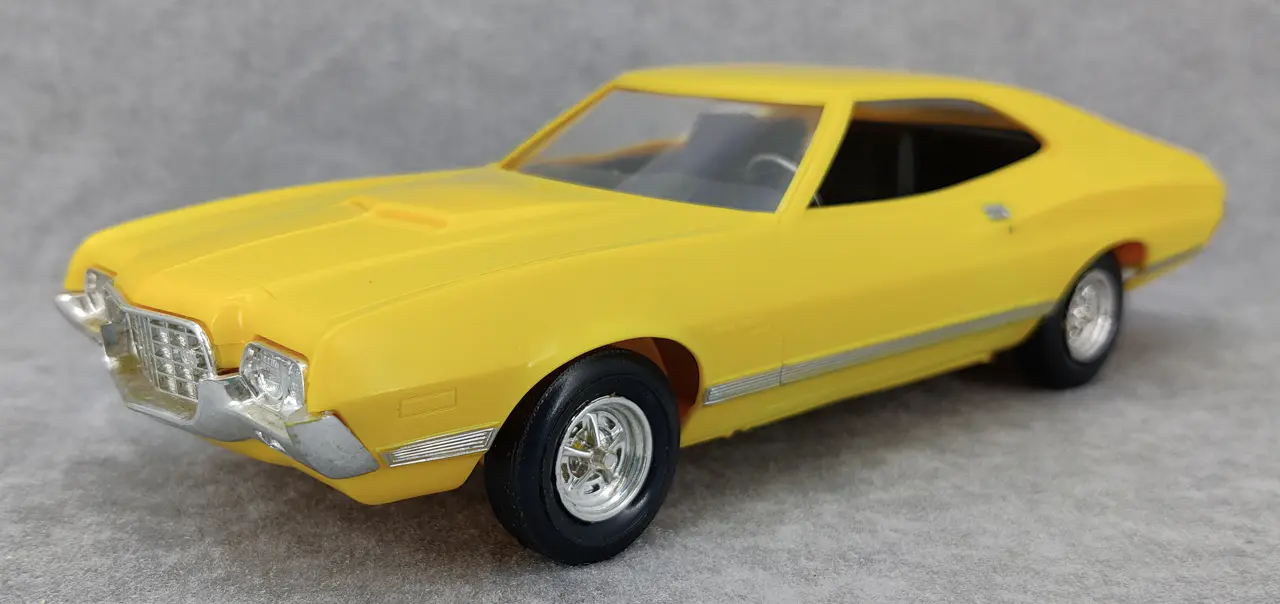 1972 Ford Torino Model Kit