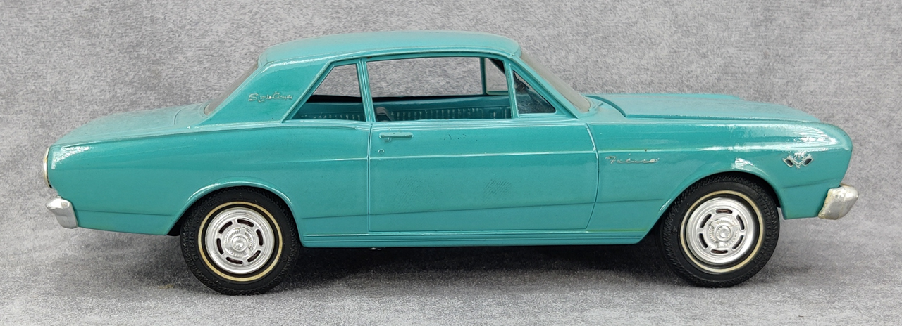 AMT 1966 Ford Falcon Sports Coupe Built Kit - Spotlight Hobbies