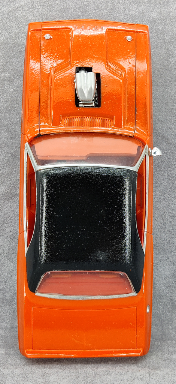 AMT 1970 Dodge Challenger R/T Hardtop Street Machine Built Kit ...