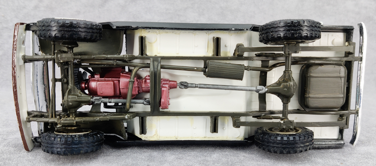 MPC 1972/1973 Jeep Commando Built Kit - Spotlight Hobbies