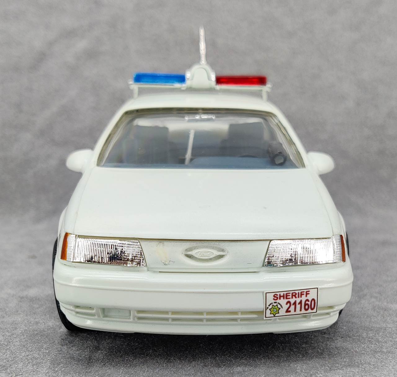 AMT 1989-1991 Ford Taurus SHO Police Built Kit - Spotlight Hobbies