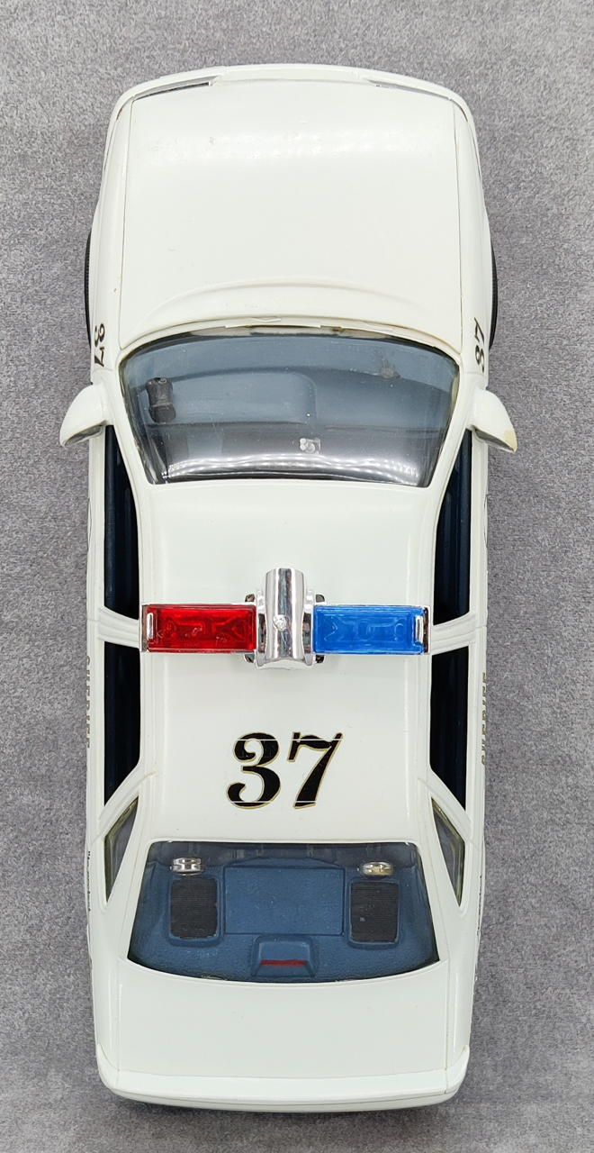 AMT 1989-1991 Ford Taurus SHO Police Built Kit - Spotlight Hobbies
