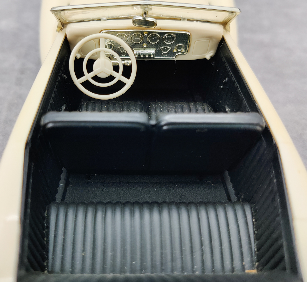 Monogram 1937 Cord Supercharged 812 Convertible Pace Car Built Kit ...