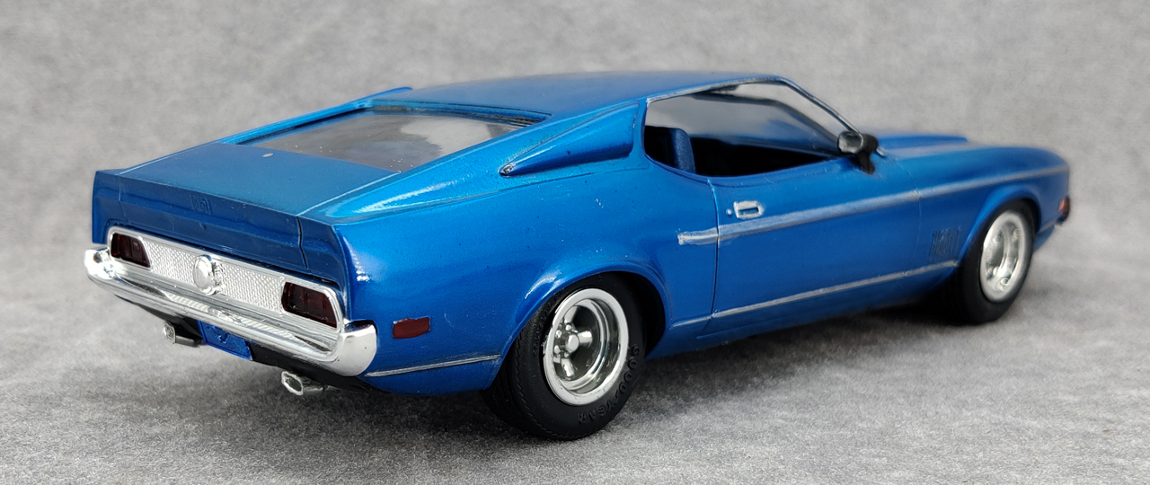 AMT 1971-1973 Ford Mustang Mach 1 Custom Built Kit - Spotlight Hobbies