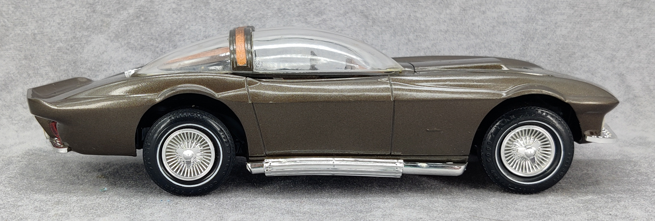 MPC 1964 Chevy Corvette Cosma Ray Starbird/Barris Built Kit - Spotlight ...
