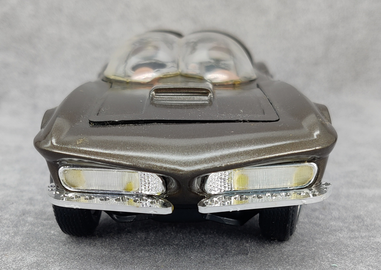 MPC 1964 Chevy Corvette Cosma Ray Starbird/Barris Built Kit - Spotlight ...