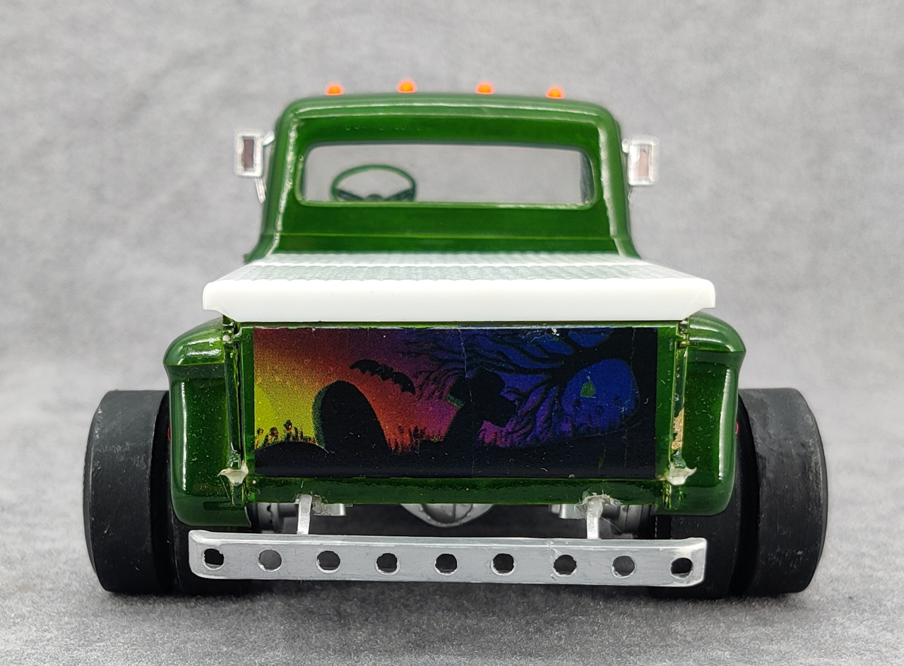 AMT 1953 Ford Pickup Truck Crazy Custom Built Kit - Spotlight Hobbies
