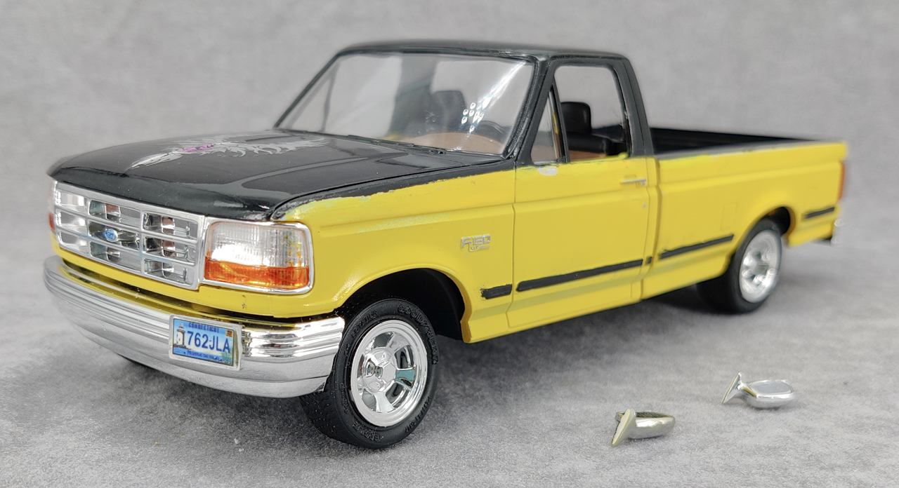 AMT 1992 Ford F-150 Pickup Truck Longbed Built Kit - Spotlight Hobbies