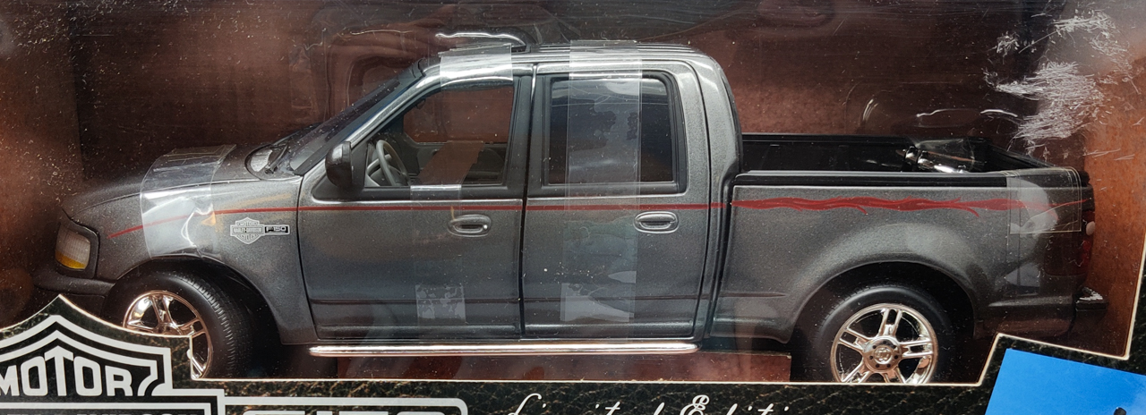Ertl American Muscle 1/18 Scale 2002 Ford F-150 Harley Davidson Super ...