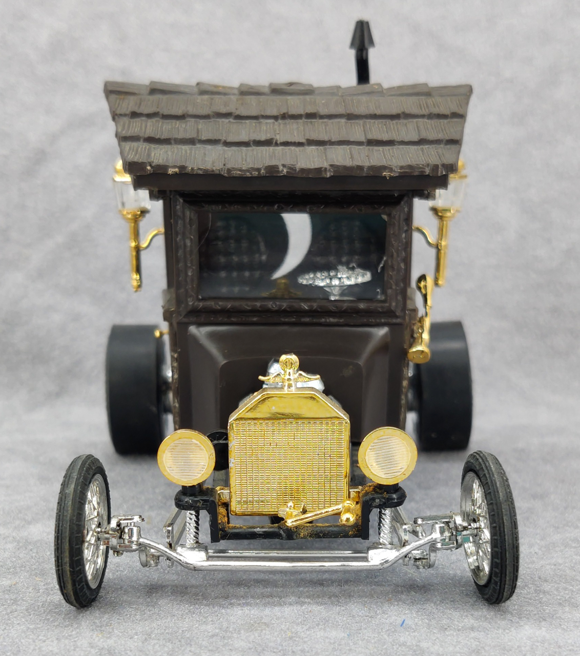 Eldon Outhouse Show Rod Built Kit - Spotlight Hobbies
