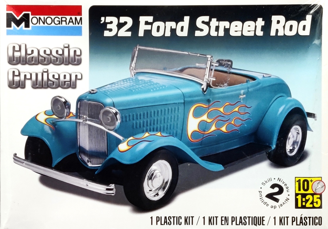 Monogram 1932 Ford Roadster "Classic Cruiser" Street Rod - Spotlight ...