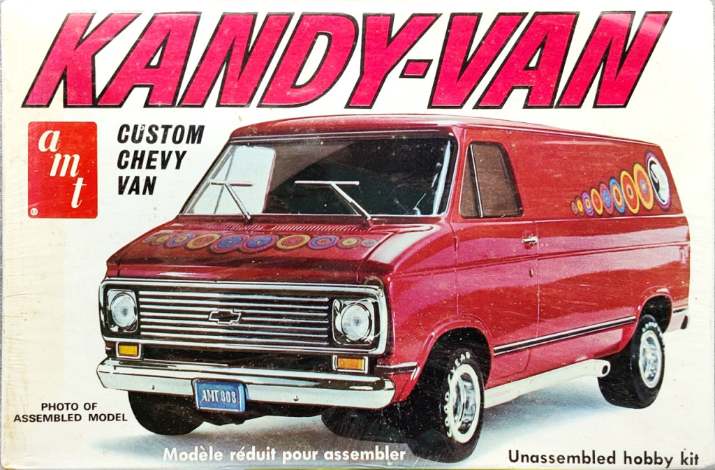 AMT "Kandy-Van" 1975/1976 Chevy Custom Van - Spotlight Hobbies
