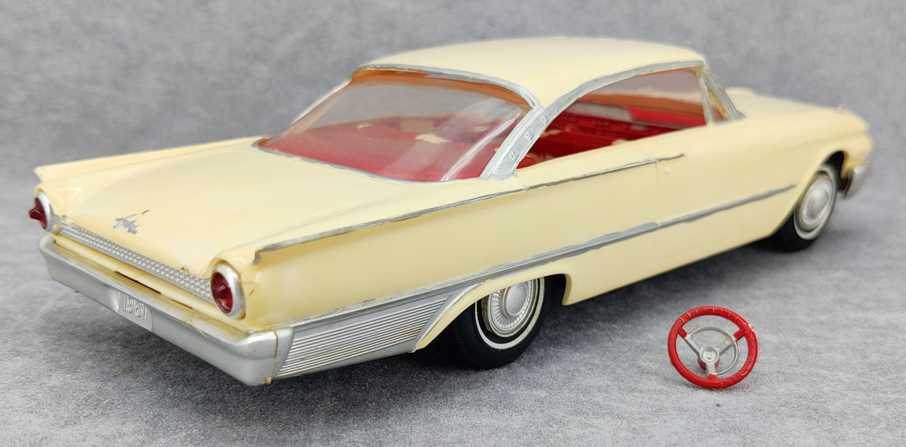 AMT 1961 Ford Starliner Hardtop Built Kit - Spotlight Hobbies
