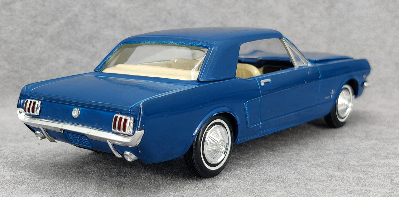 AMT 1964 Ford Mustang Hardtop/Convertible Built Kit - Spotlight Hobbies