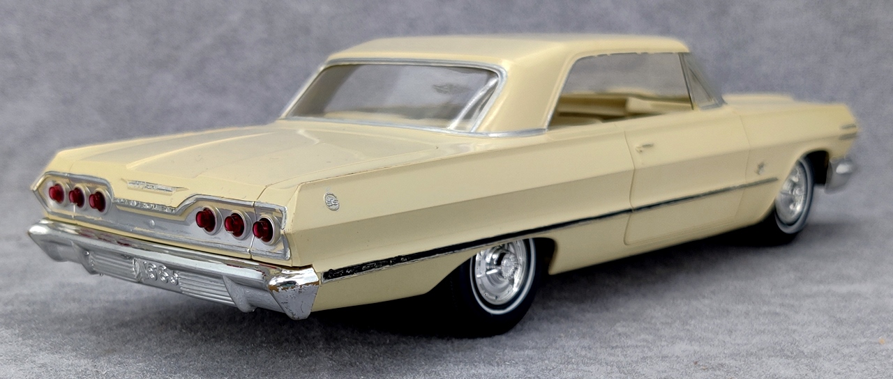 AMT 1963 Chevy Impala SS Hardtop Promo - Spotlight Hobbies
