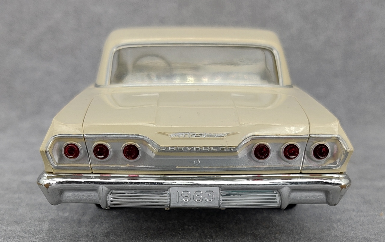 AMT 1963 Chevy Impala SS Hardtop Promo - Spotlight Hobbies