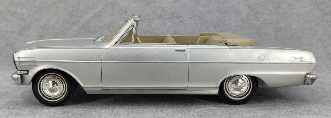 AMT 1962 Chevy Nova Convertible Promo - Spotlight Hobbies
