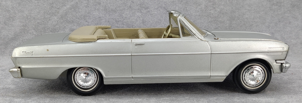 AMT 1962 Chevy Nova Convertible Promo - Spotlight Hobbies