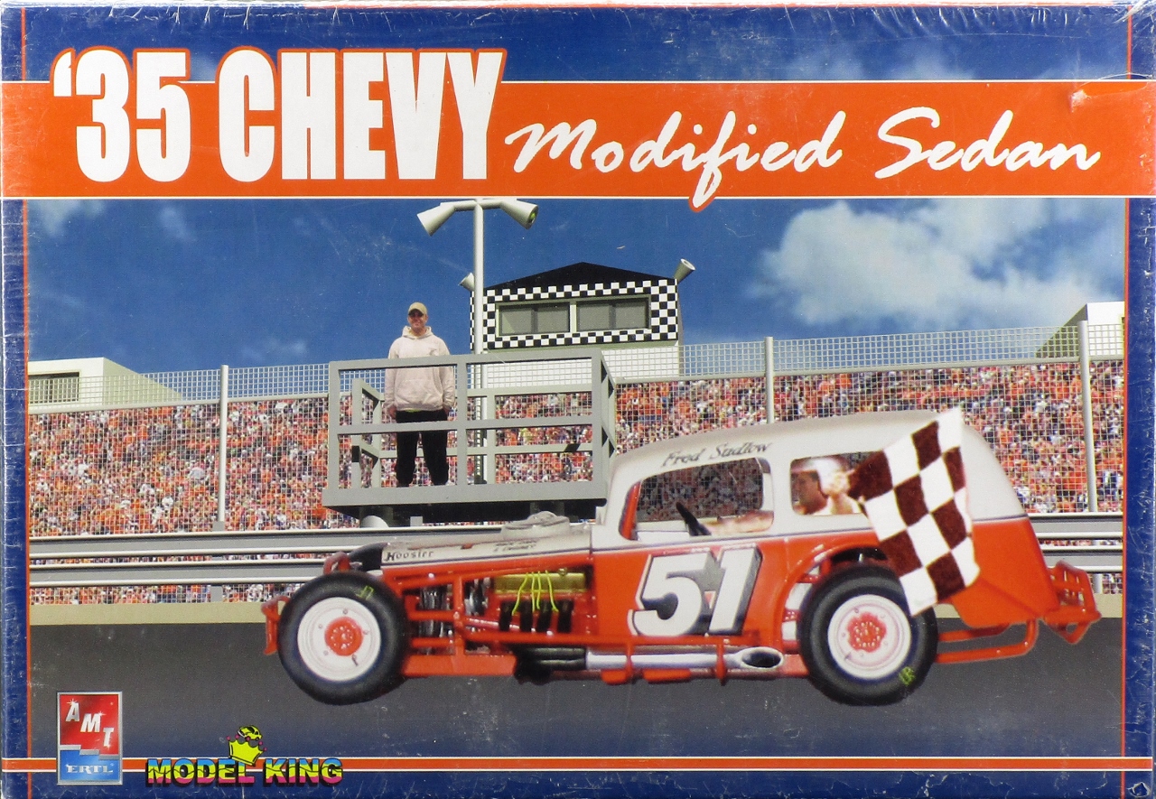 AMT 1935 Chevy Sedan Modified - Spotlight Hobbies
