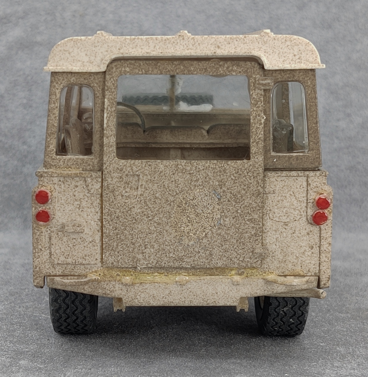 Monogram Land Rover Built Kit - Spotlight Hobbies